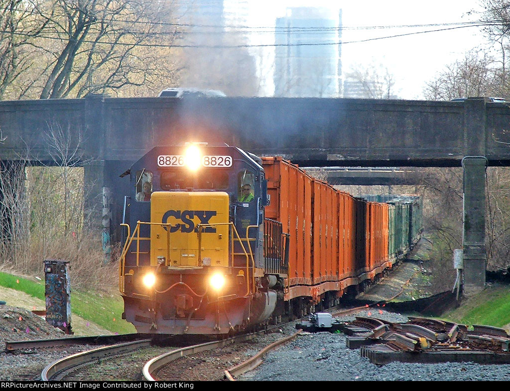 CSX 8826 Q706